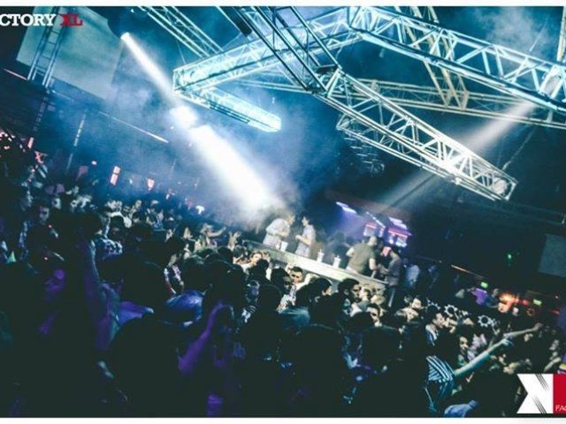 FACTORY, noche bares cafe pubs discos. Guia Comercial de Empresas ...